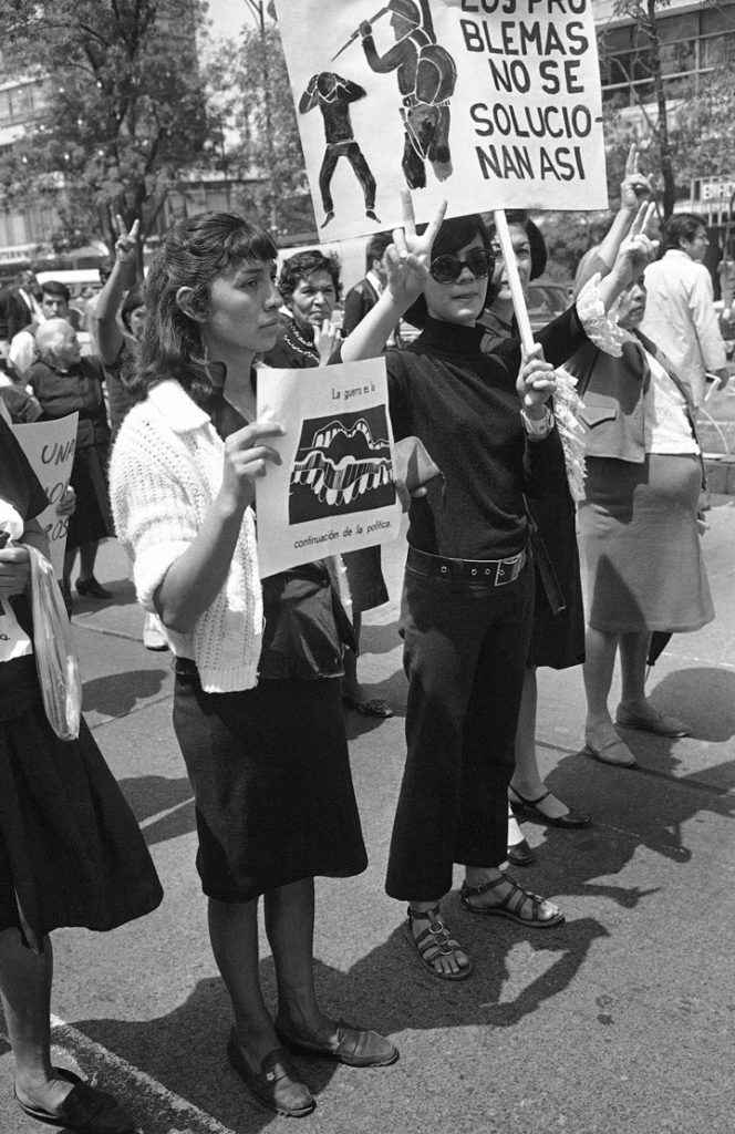 Protest and Politics: 1968, Year of the Barricades - Annenberg Learner